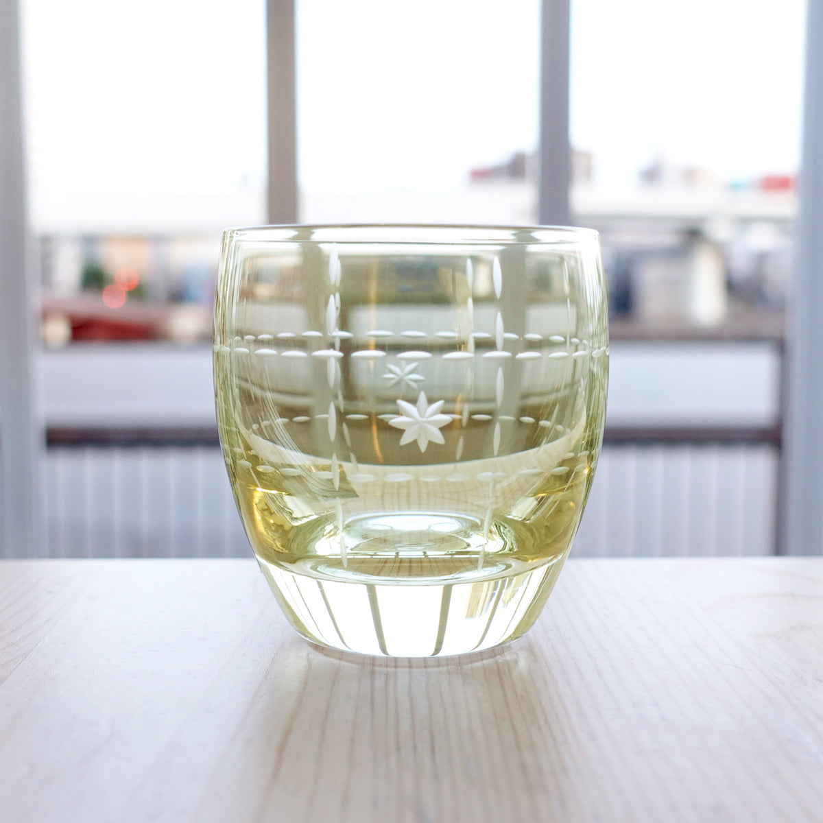 チェック ぐい呑YE – THE GLASS GIFT SHOP SOKICHI